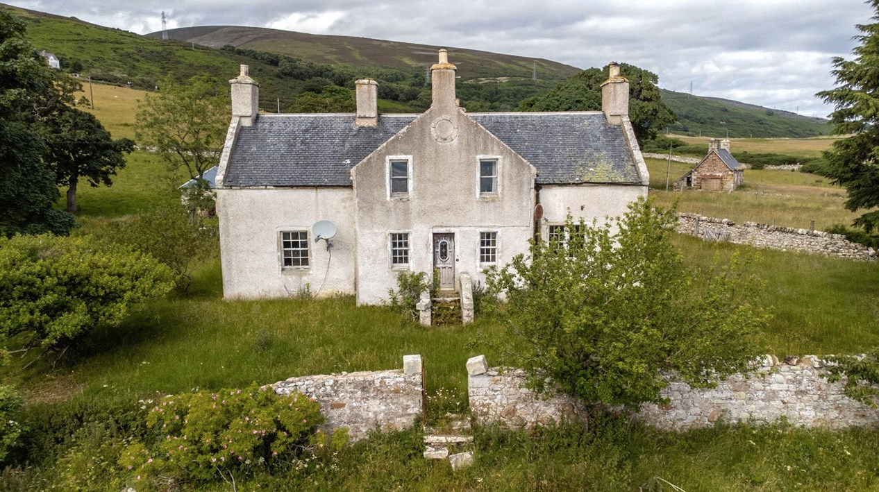 This Scottish coastal farmstead is awaiting its renaissance - The Spaces