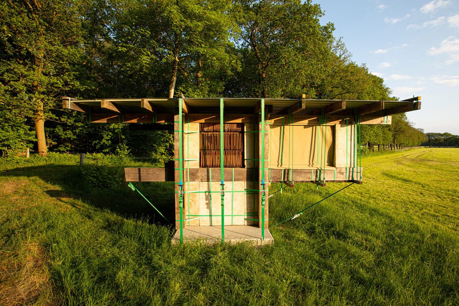 This Netherlands hotel ‘shack’ takes reuse and repurpose to the next ...