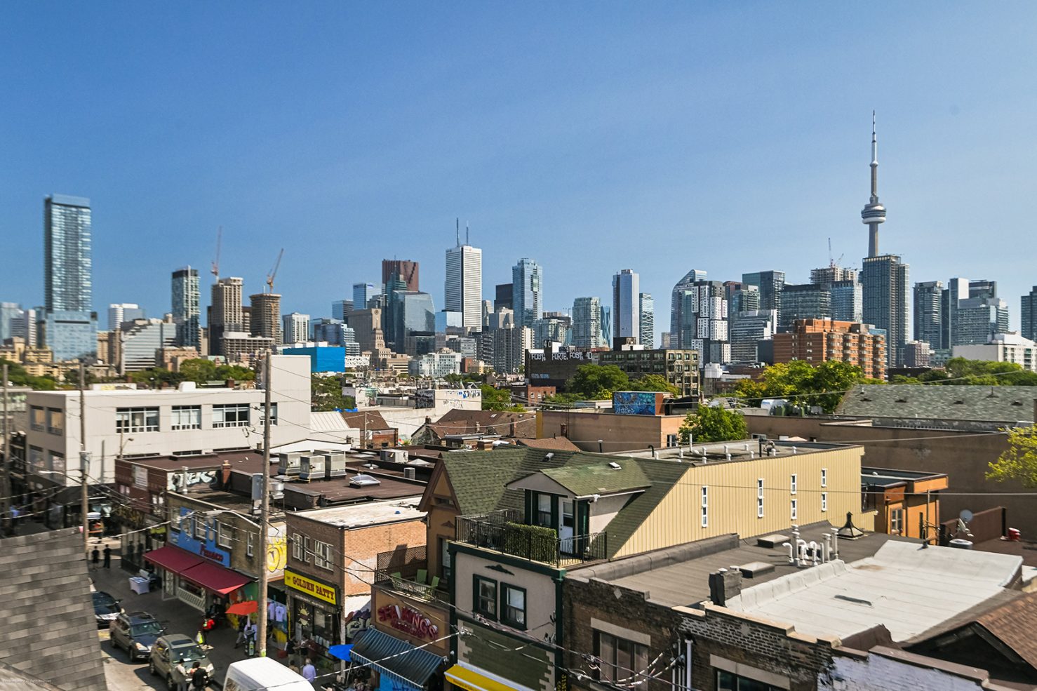 A downtown Toronto laneway home offers loft vibes and incredible ...