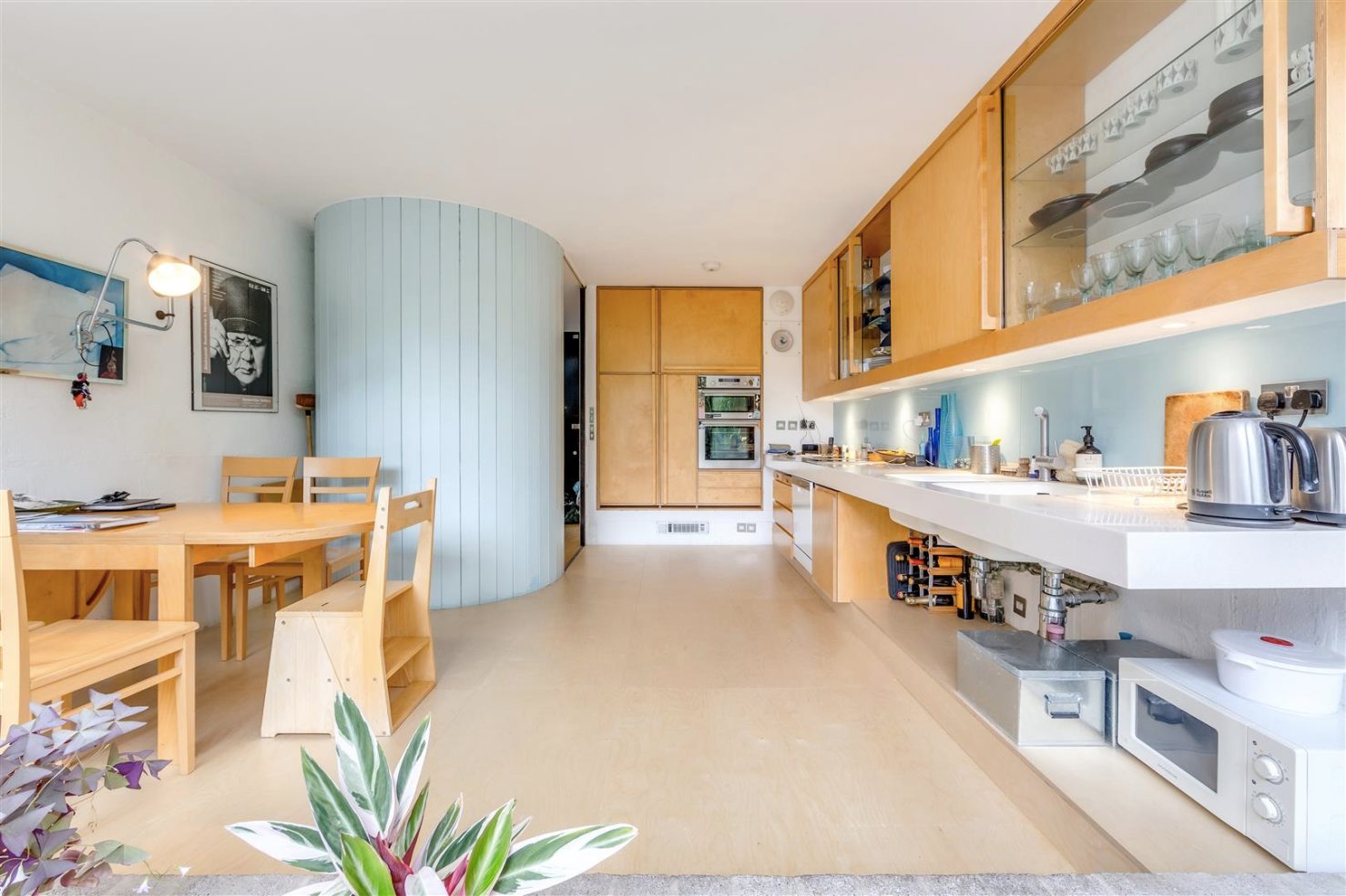 A townhouse by modernist trailblazer Neave Brown is for sale - The Spaces