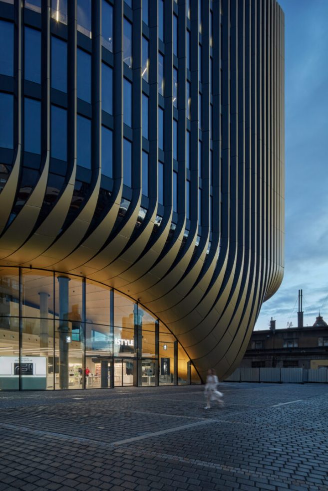 Zaha Hadid Architects completes the facade of Prague’s fin-shaped ...