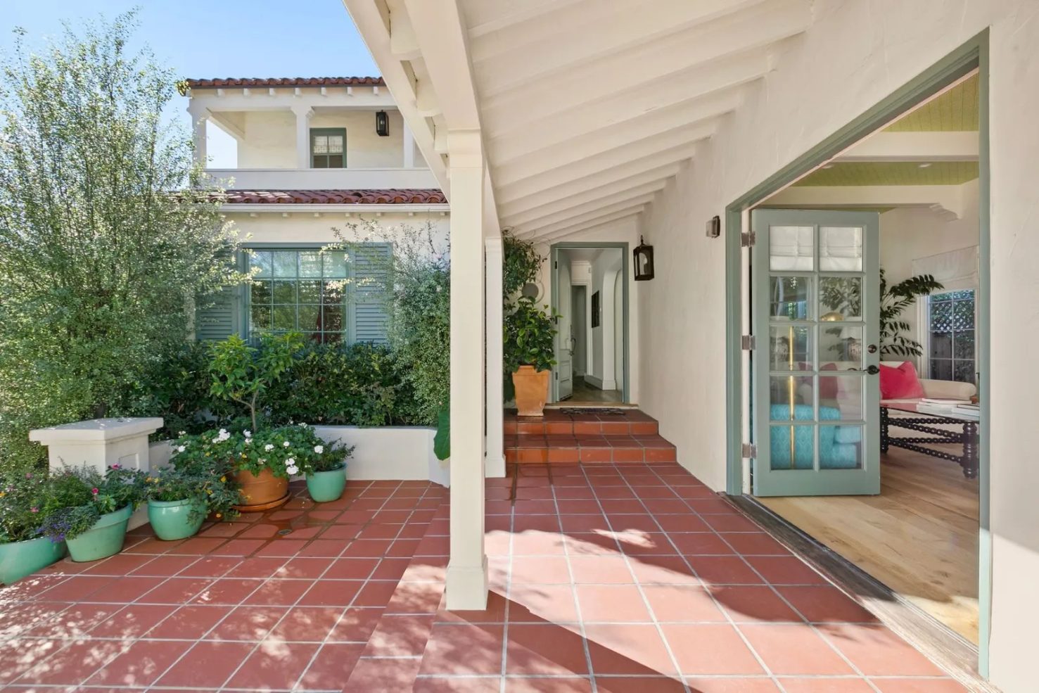 Emma Stone is selling her pastel-infused LA home - The Spaces