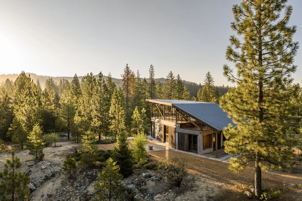 The Mountain House by Atelier Bow Wow sits atop a former gold mine in ...