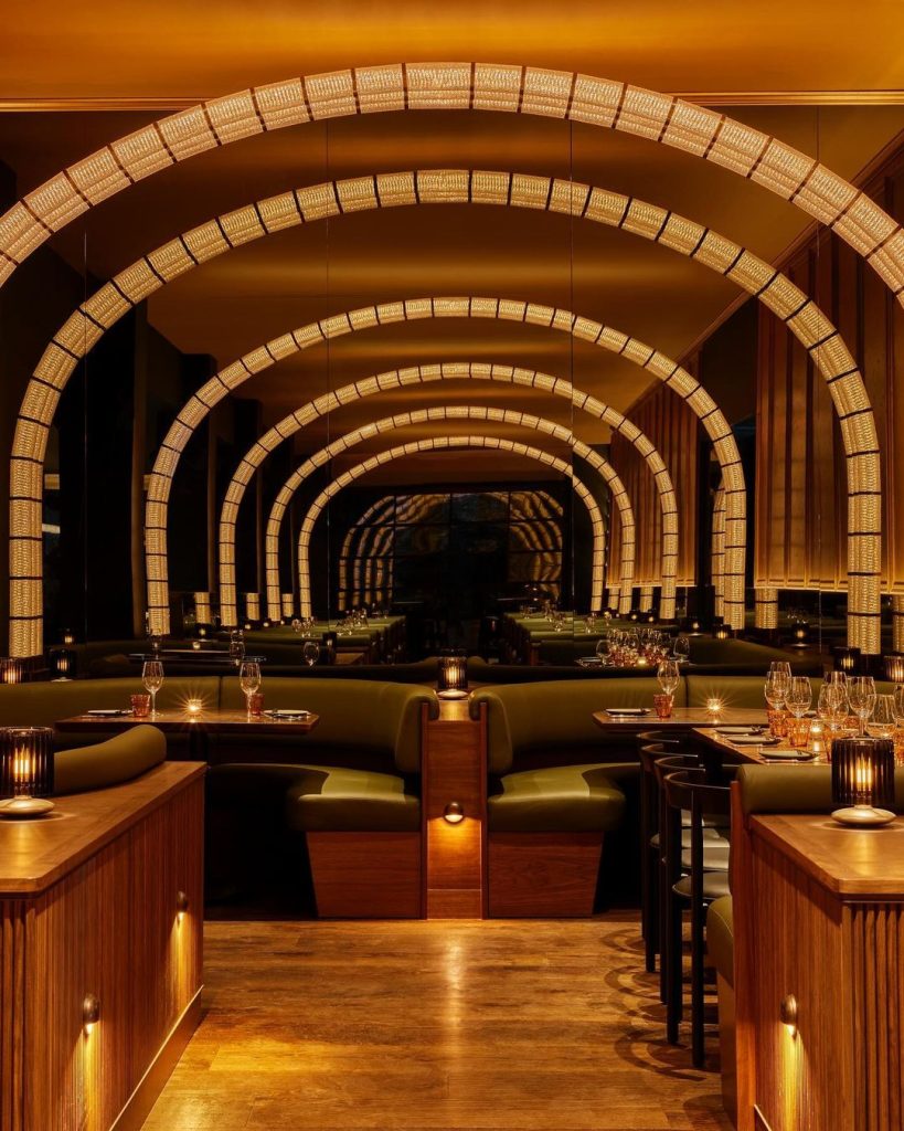 New York restaurant COQODAQ is a ‘cathedral for fried chicken’ - The Spaces