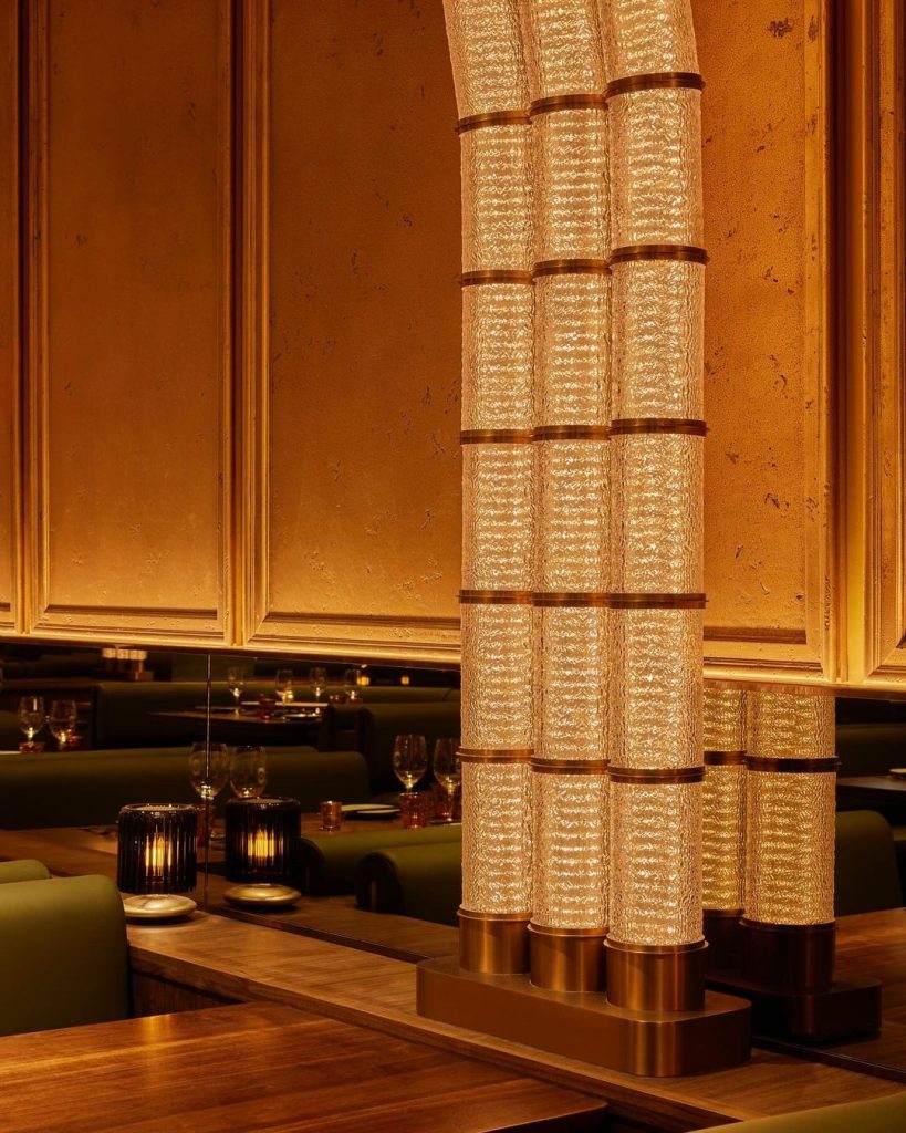 New York restaurant COQODAQ is a ‘cathedral for fried chicken’ - The Spaces