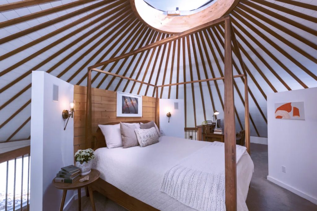 A custom ‘yurt’ in Upstate New York asks for $1.15m - The Spaces