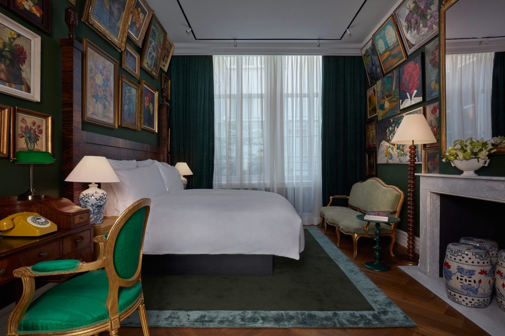 This Amsterdam hotel suite pays homage to the city’s floral heritage ...