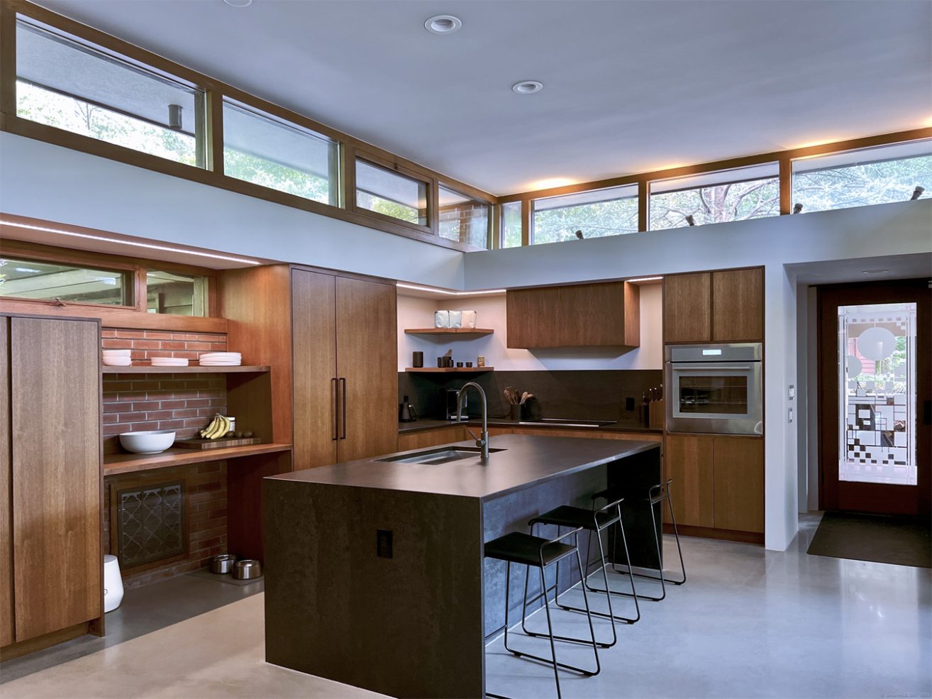 Connecticut home designed by a Frank Lloyd Wright protégé asks for $2 ...