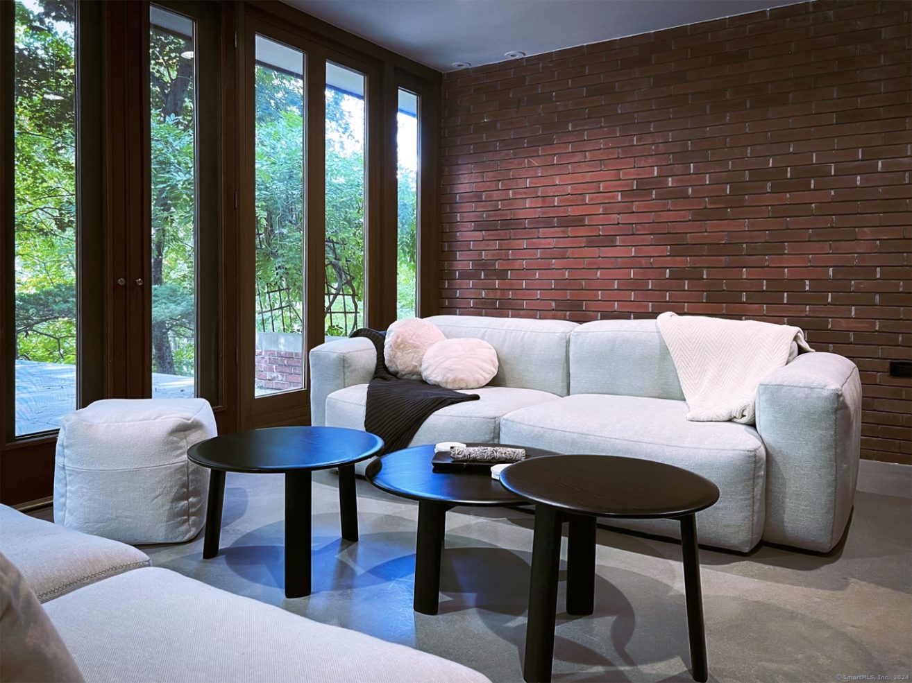 Connecticut home designed by a Frank Lloyd Wright protégé asks for $2 ...