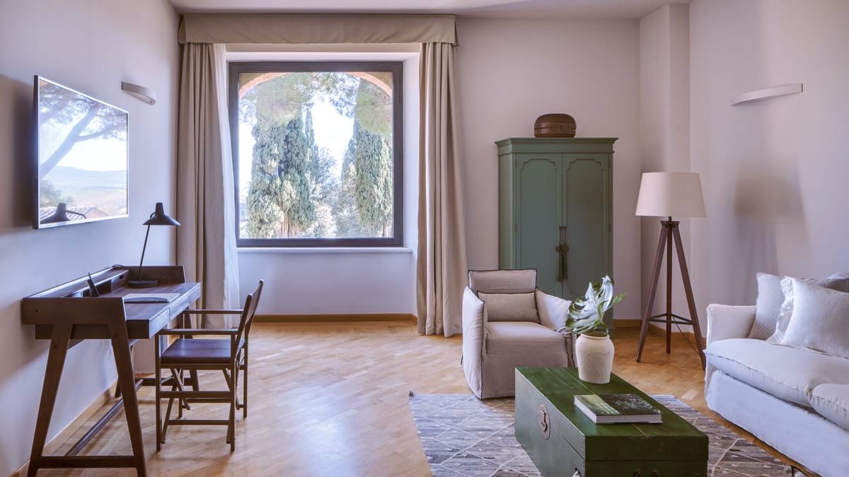 This Tuscan manor house is a properly palatial wine-country stay - The ...