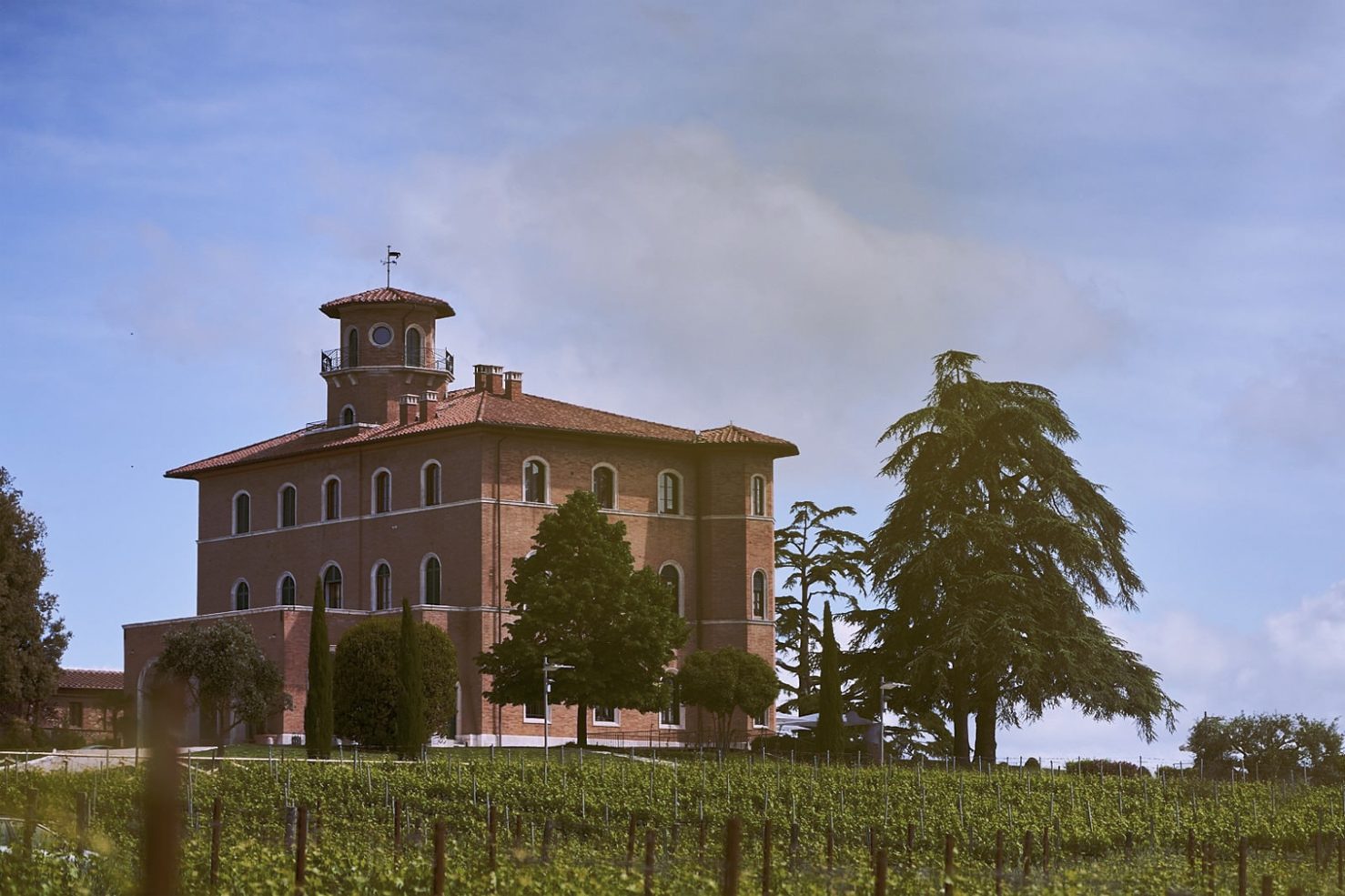 This Tuscan manor house is a properly palatial wine-country stay - The ...