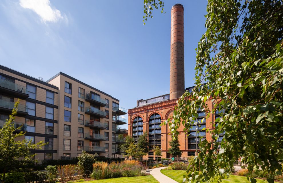 10 striking water tower conversions
