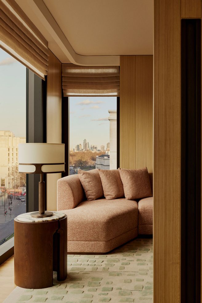 The all-suite Emory hotel opens for high rollers in London - The Spaces