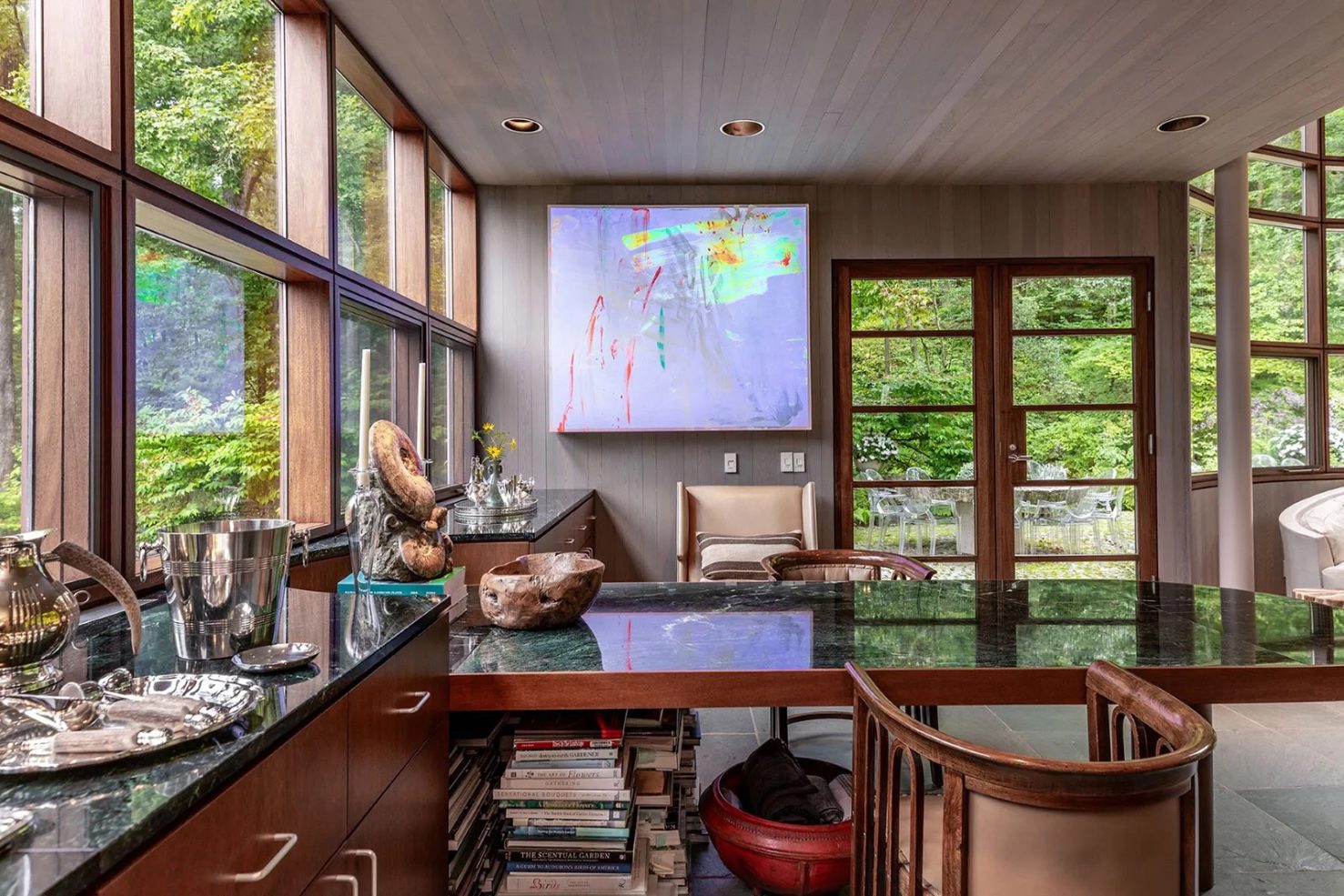 Guess the Guggenheim connection at this Connecticut Home - The Spaces