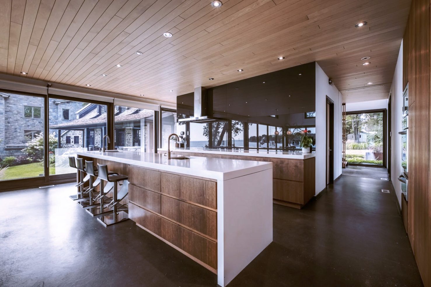 This lakefront Quebec home fuses heritage and modern design - The Spaces
