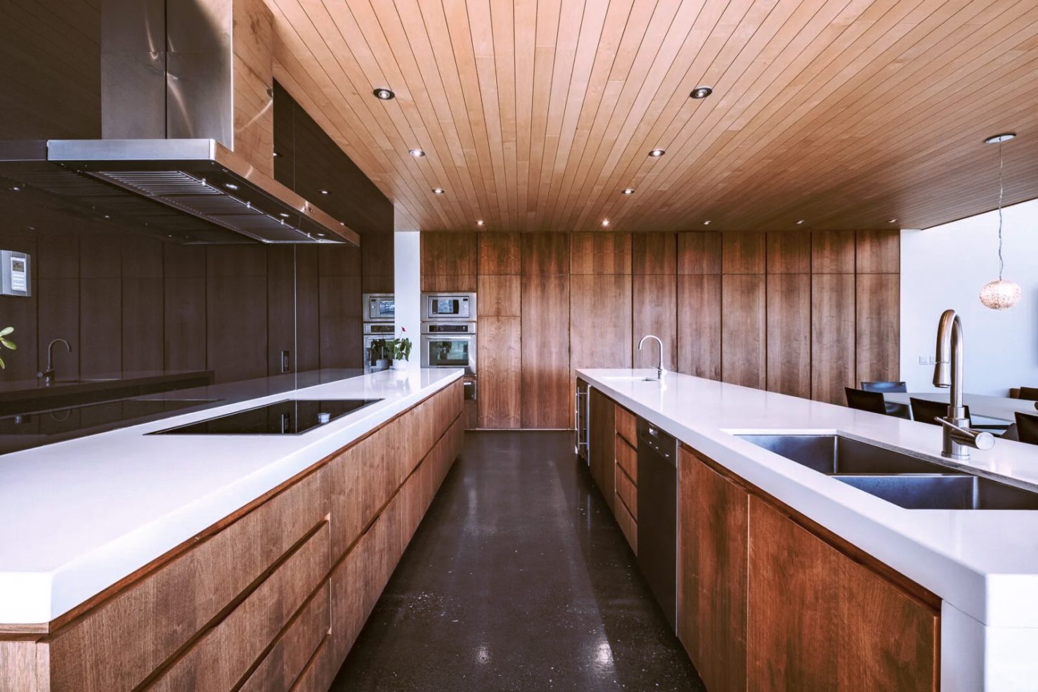 This lakefront Quebec home fuses heritage and modern design - The Spaces