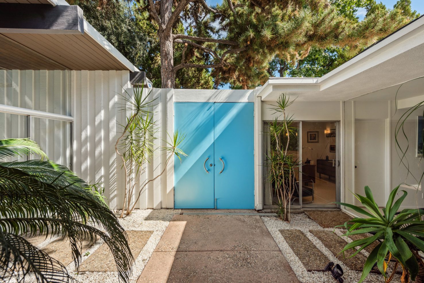 A. Quincy Jones's midcentury gem Calvin House is for sale - The Spaces