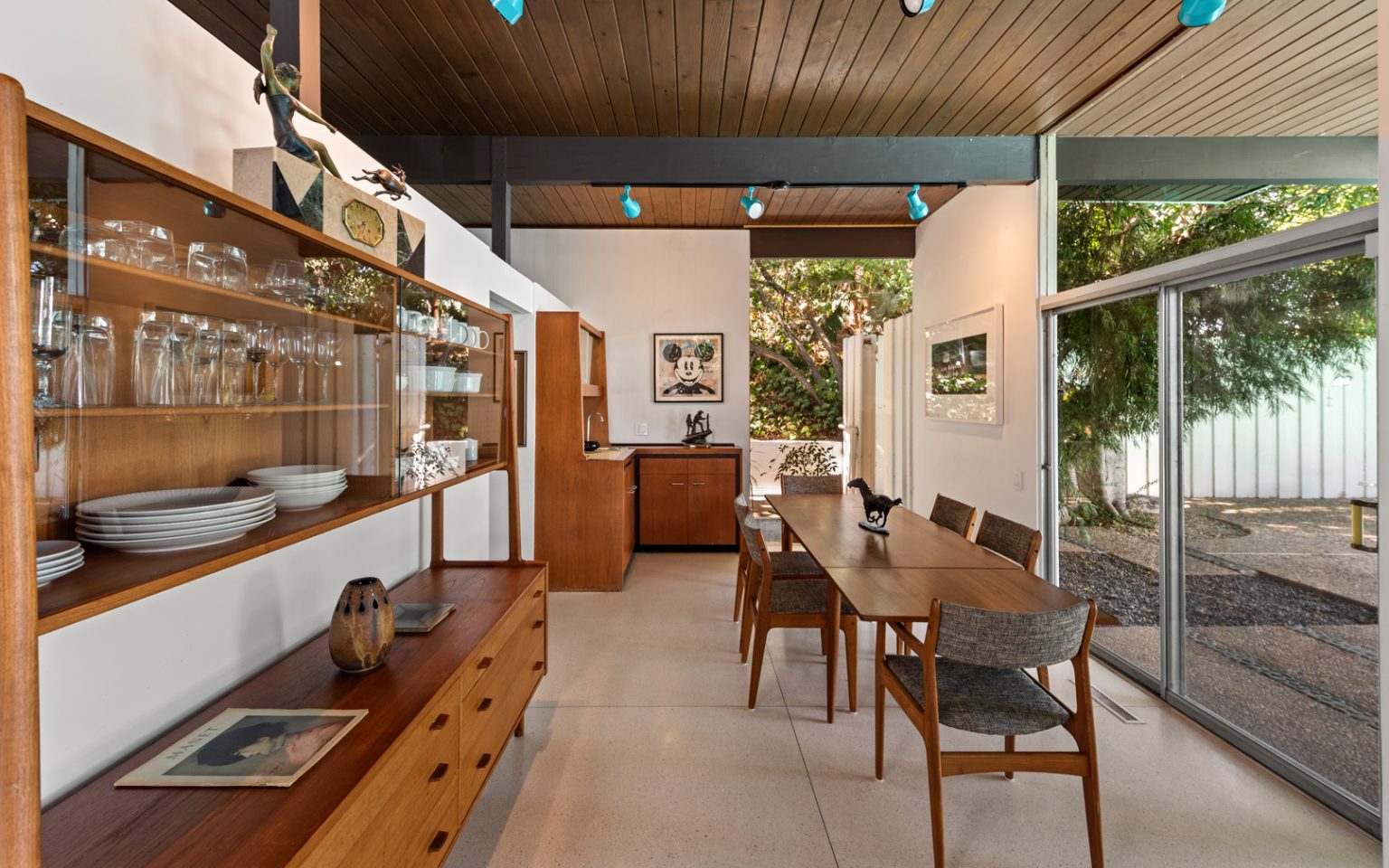 A. Quincy Jones's midcentury gem Calvin House is for sale - The Spaces
