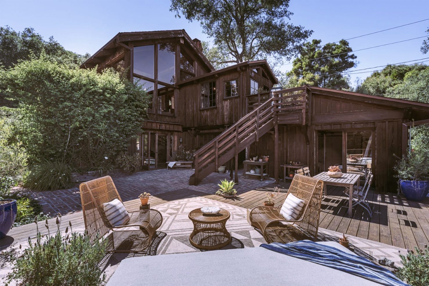 Peek inside a rustic 1970s Topanga Canyon home - The Spaces
