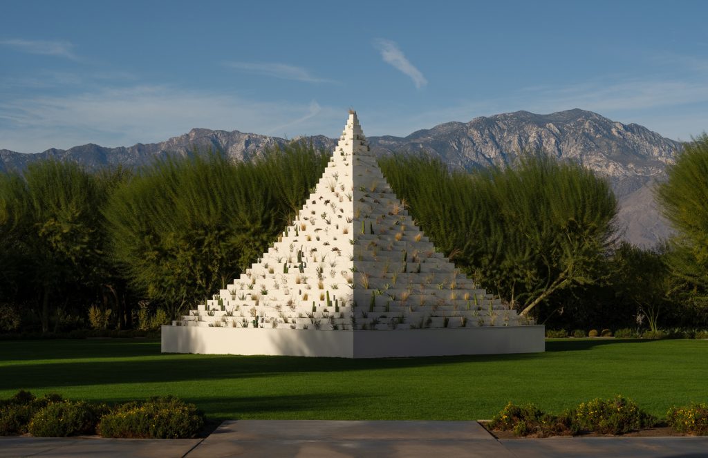 Agnes Denes builds a 'Living Pyramid' in the Coachella Valley - The Spaces