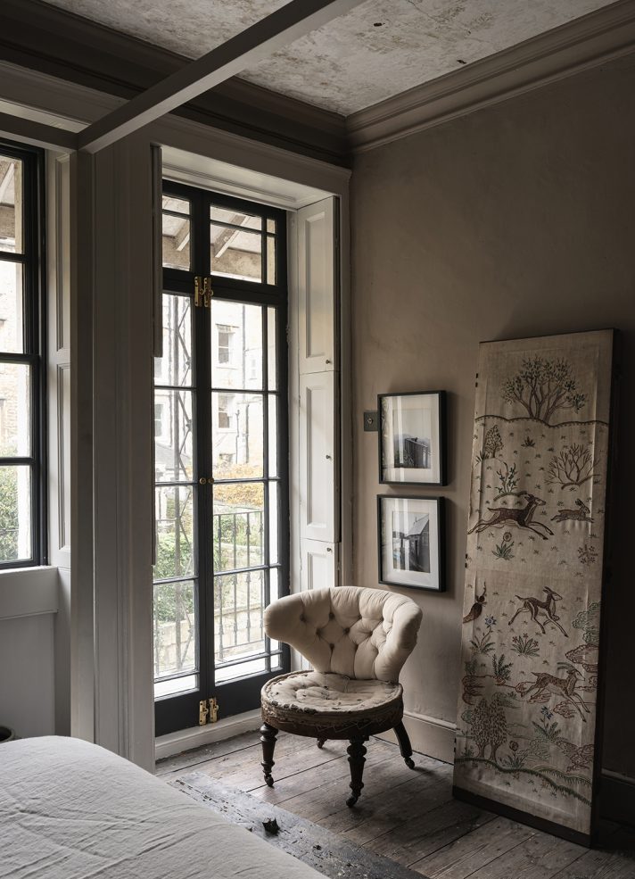 A pretty Georgian townhouse in Bath’s historic Miles Building asks £1 ...