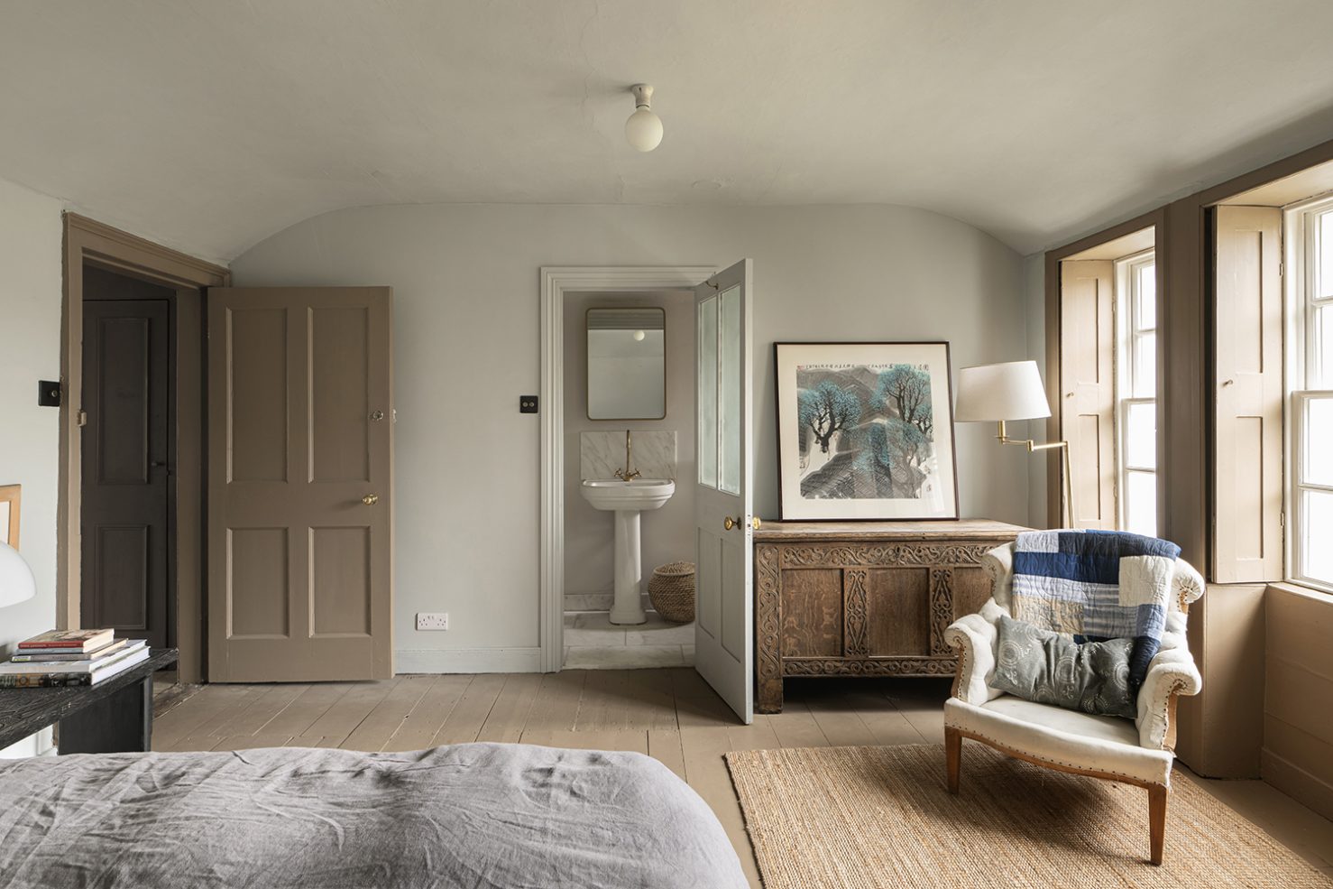 A pretty Georgian townhouse in Bath’s historic Miles Building asks £1 ...
