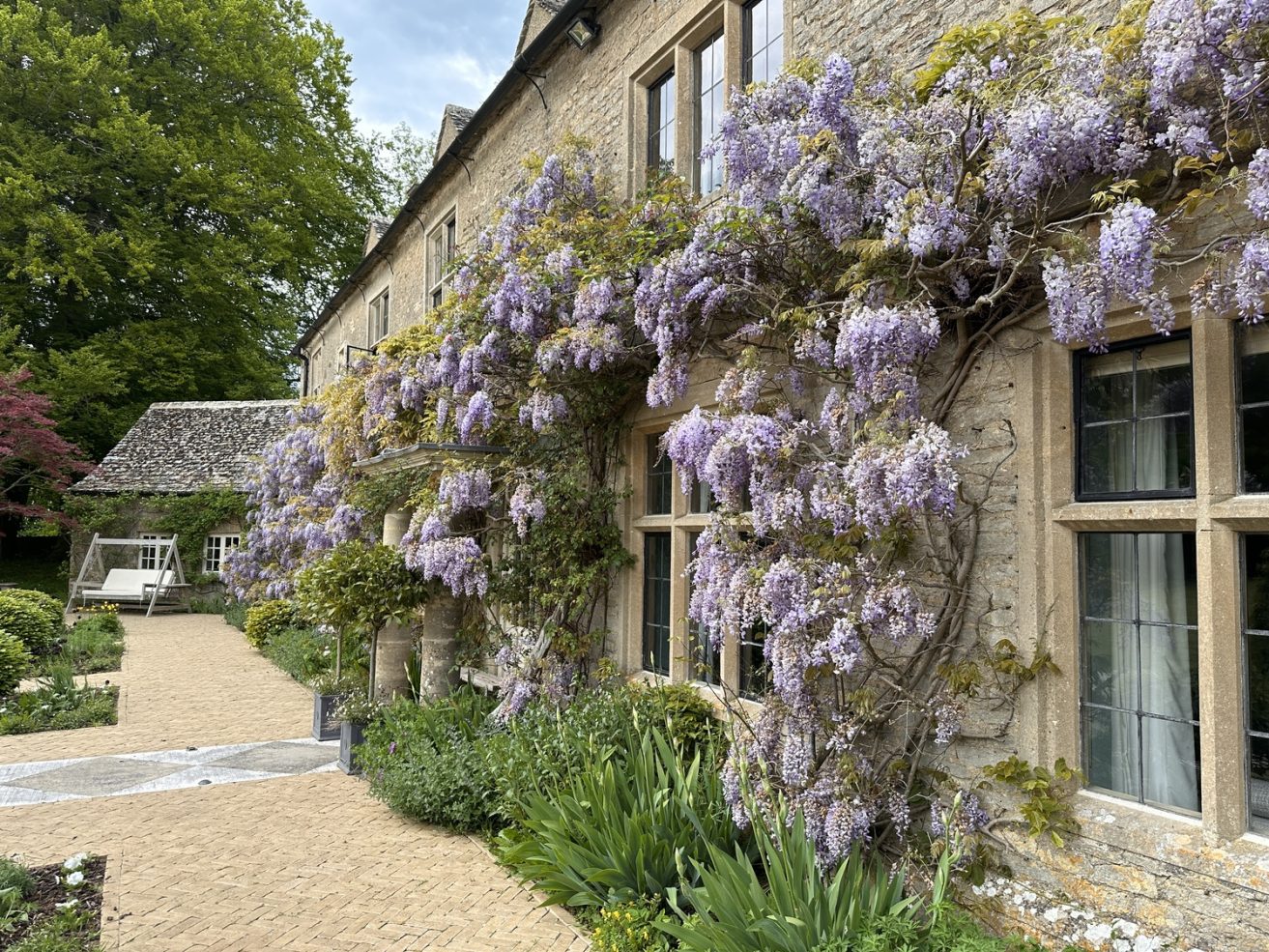 In Cirencester, Ready Token House blends modernity and tradition - The ...