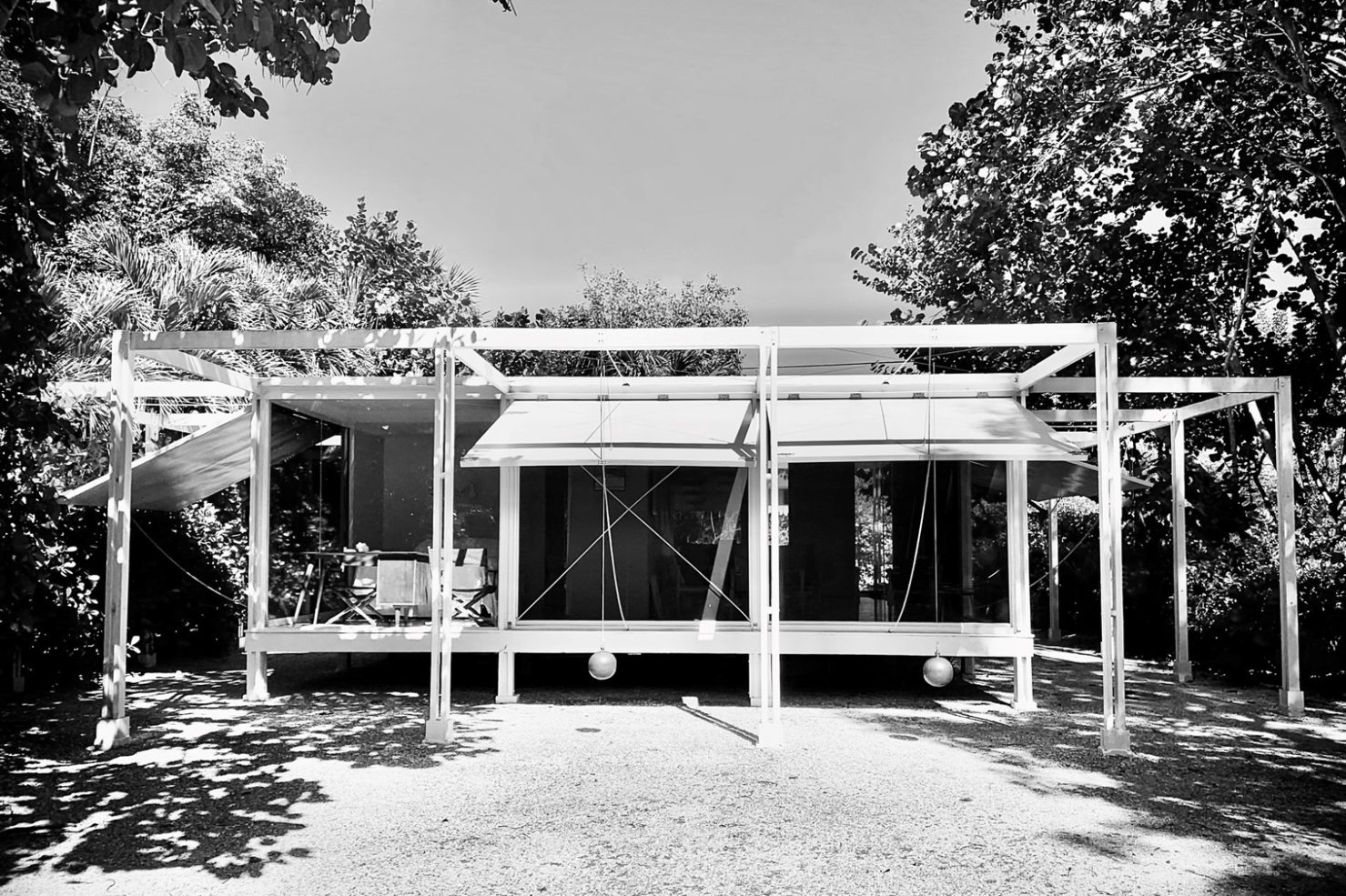 Paul Rudolph’s iconic Walker Guest House is back on the market - The Spaces