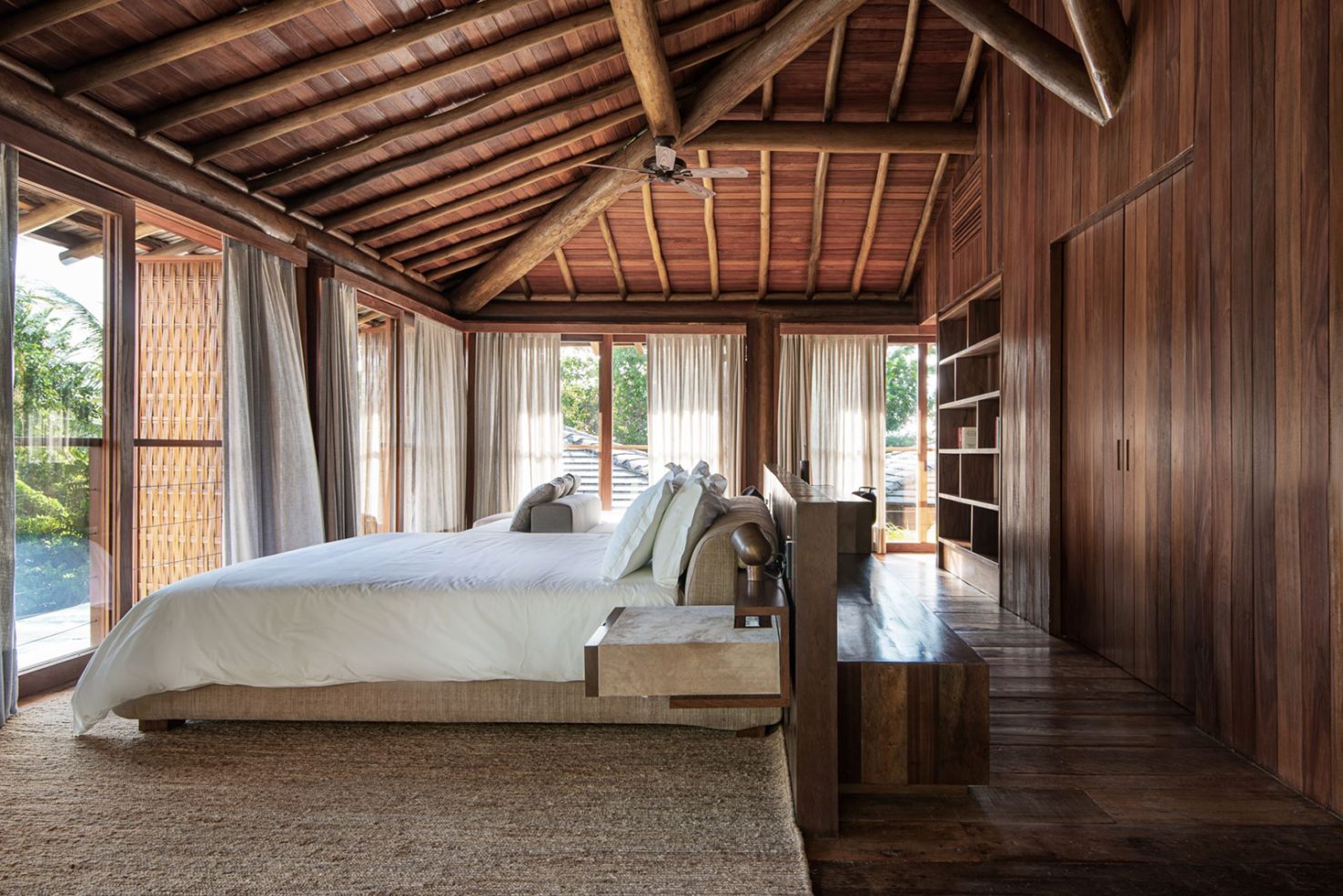 This modern jungle retreat in Bahia has ocean views - The Spaces
