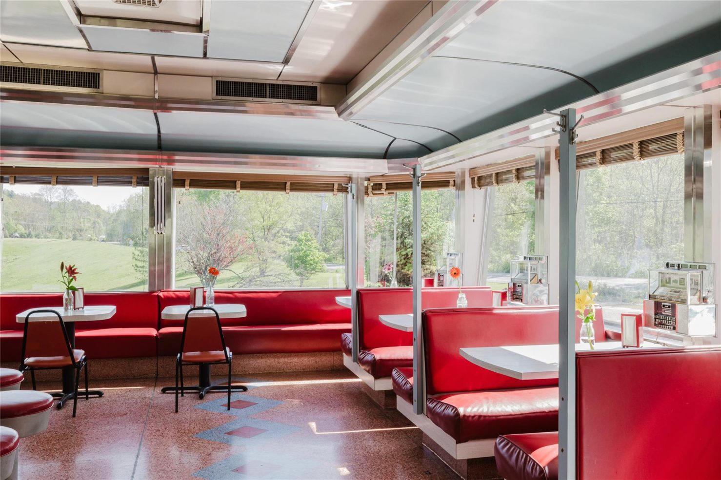 A retro prefab diner is for sale in the Hudson Valley - The Spaces