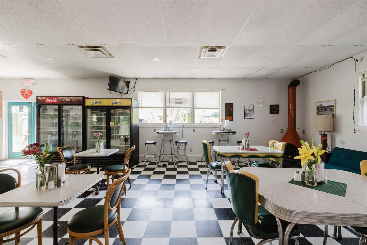 A retro prefab diner is for sale in the Hudson Valley - The Spaces