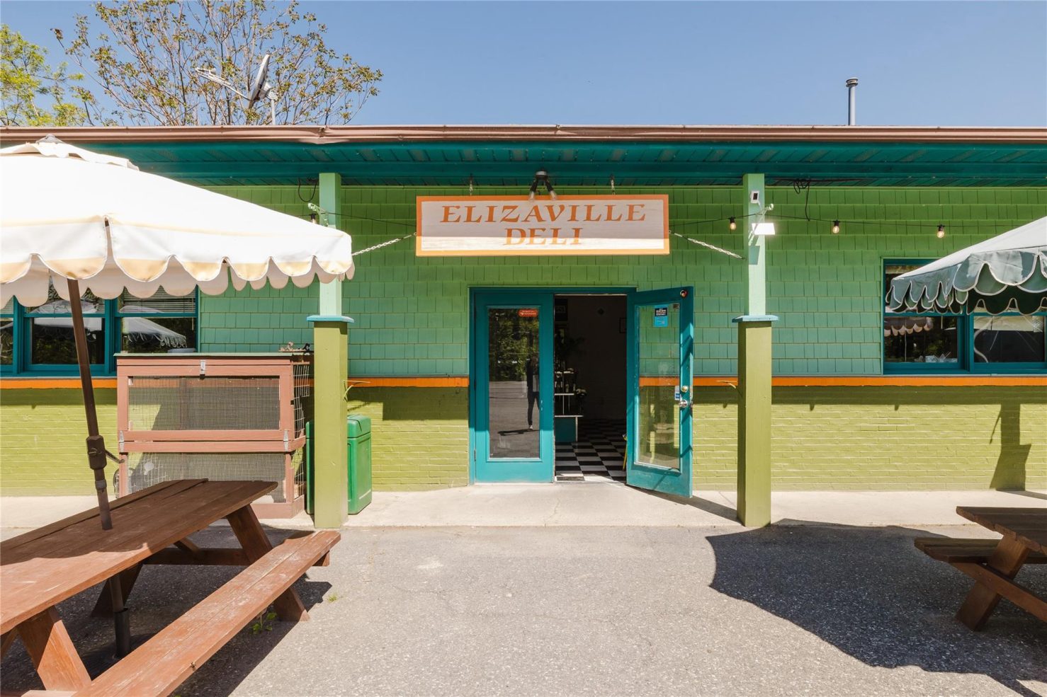A retro prefab diner is for sale in the Hudson Valley - The Spaces
