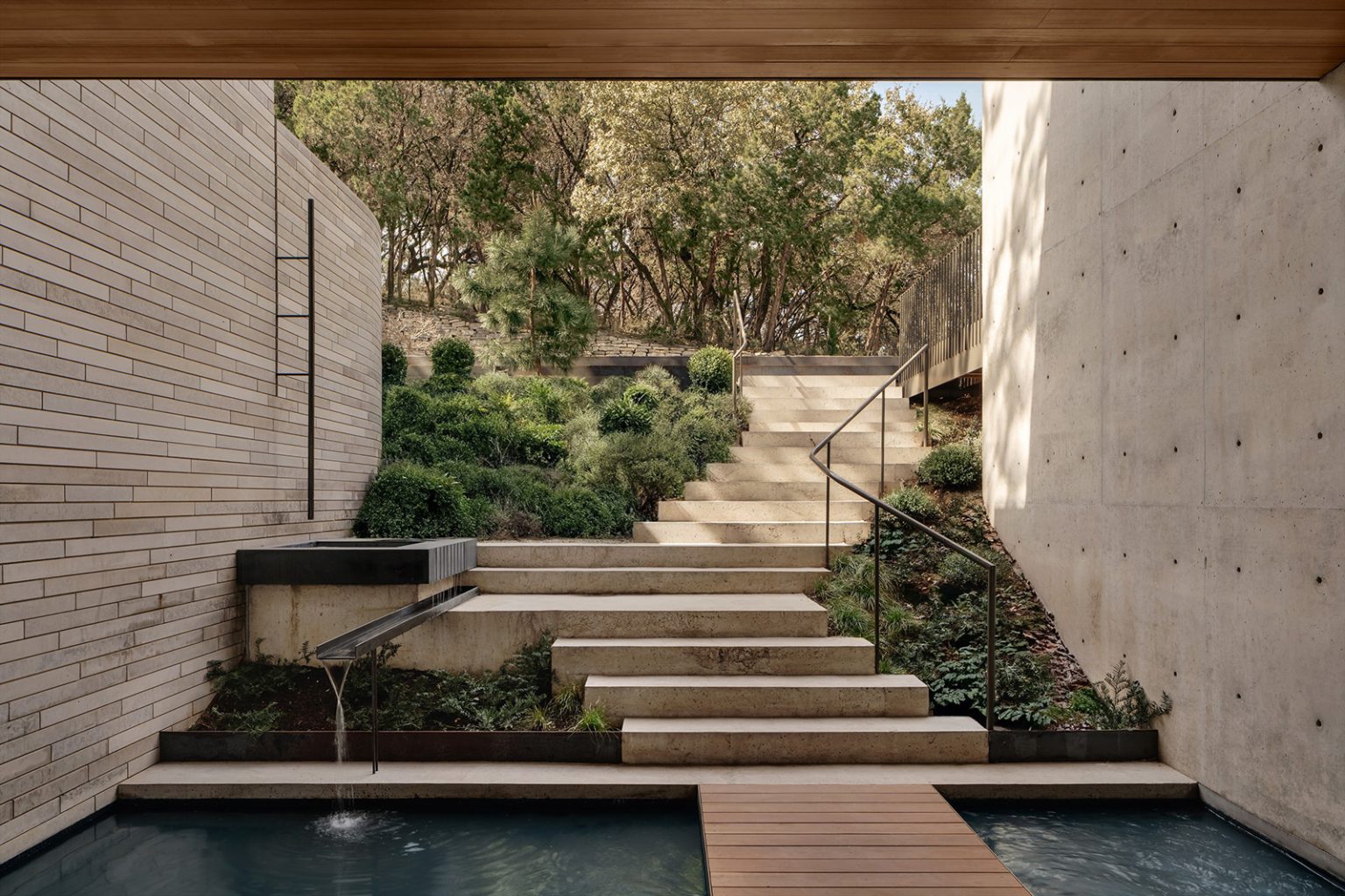 This modern Austin home takes exurban living to a new level - The Spaces