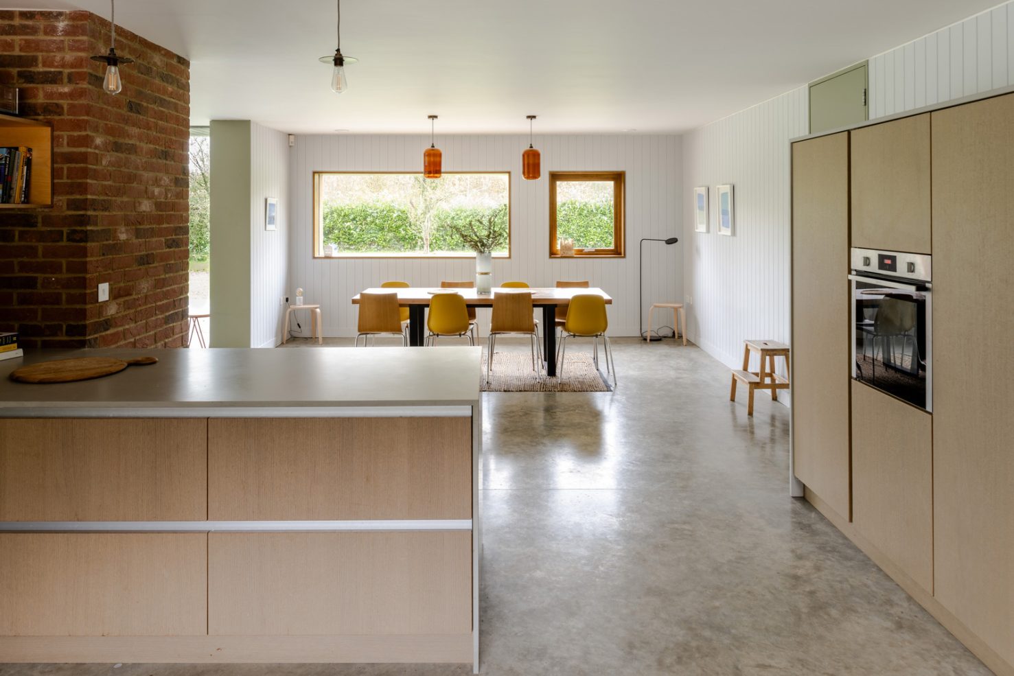 Split House is an award-winning home of two halves in the Chilterns ...