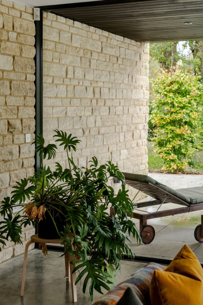 Split House is an award-winning home of two halves in the Chilterns ...
