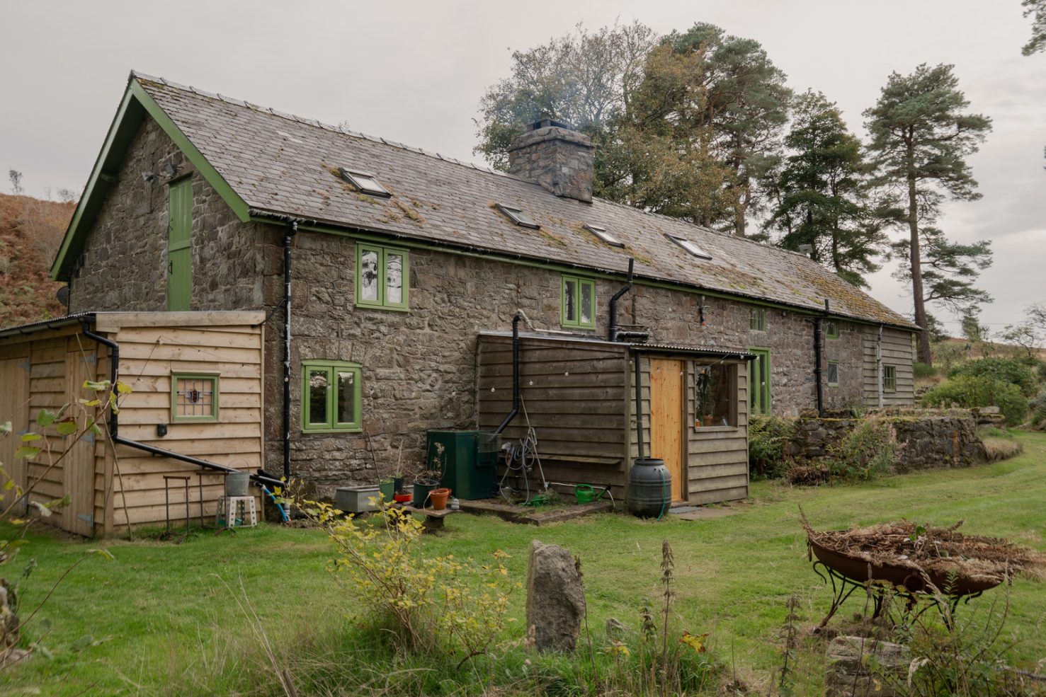 Seven centuries of Welsh design are embedded in this Powys longhouse ...