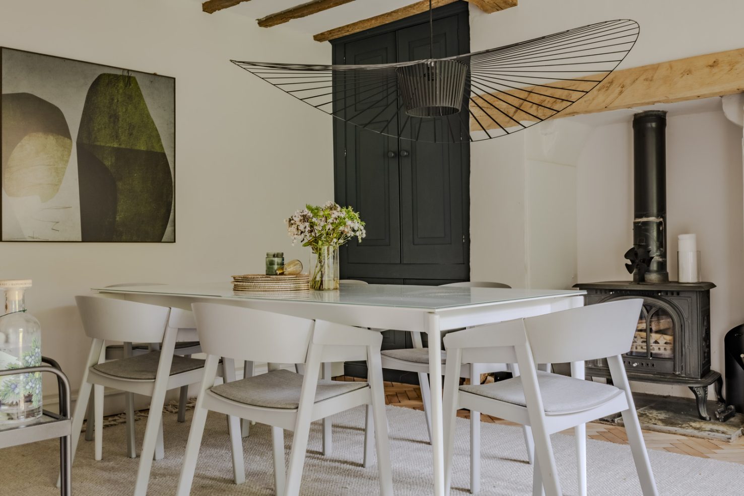 A restored Welsh longhouse hits the market in Shropshire - The Spaces