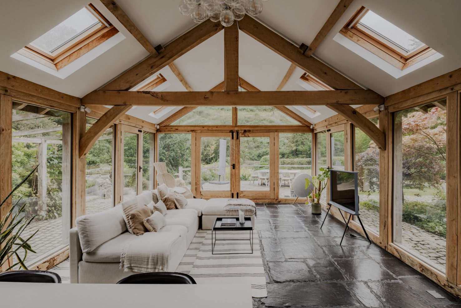 A restored Welsh longhouse hits the market in Shropshire - The Spaces