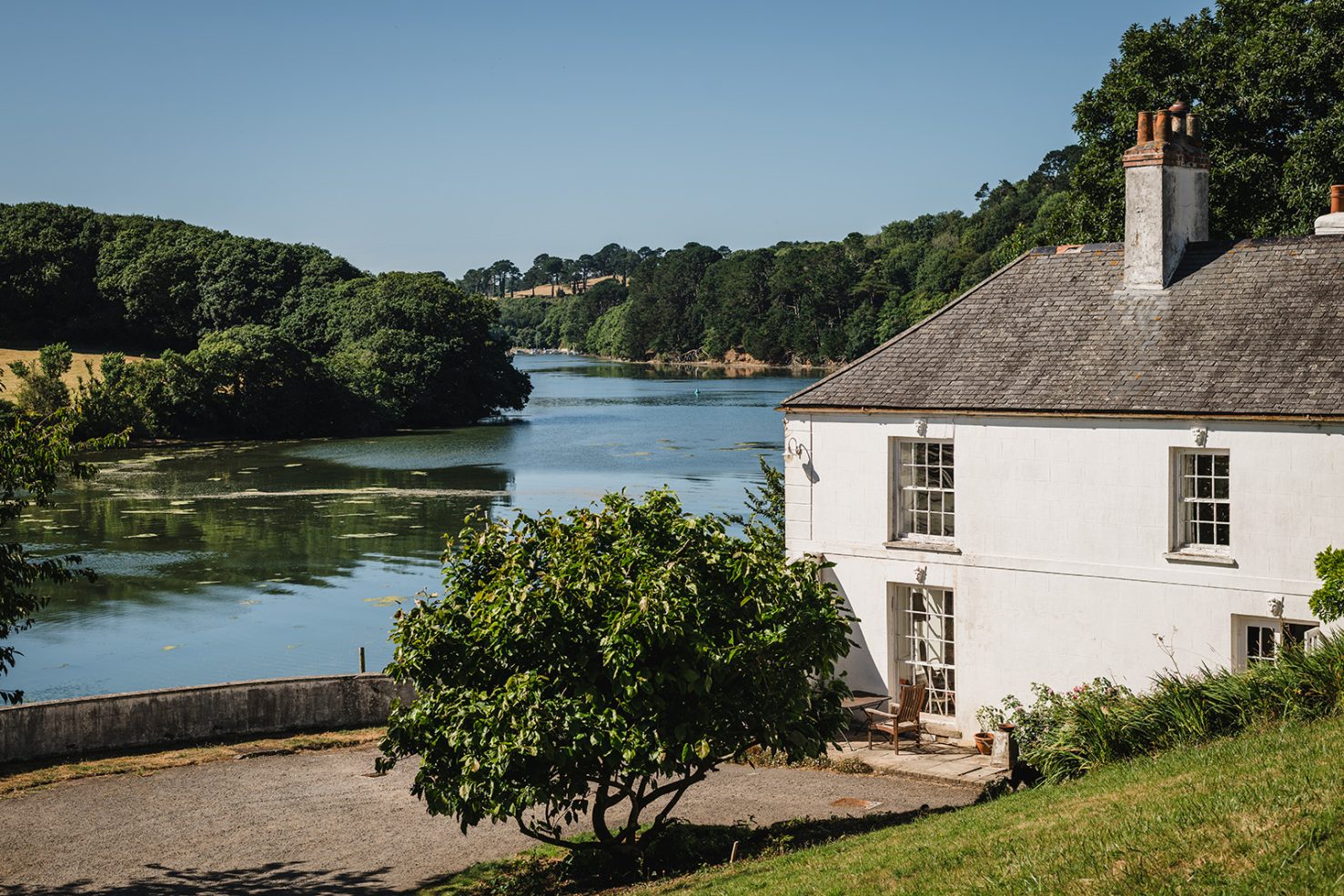 This Grade II-listed riverside estate offers a foothold in Cornwall ...