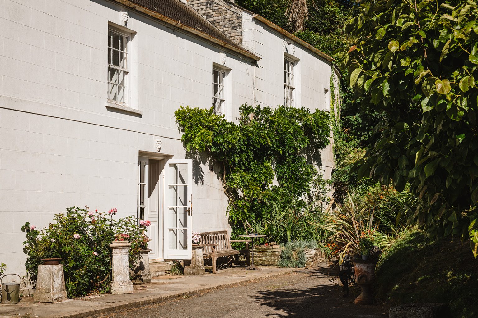 This Grade II-listed riverside estate offers a foothold in Cornwall ...