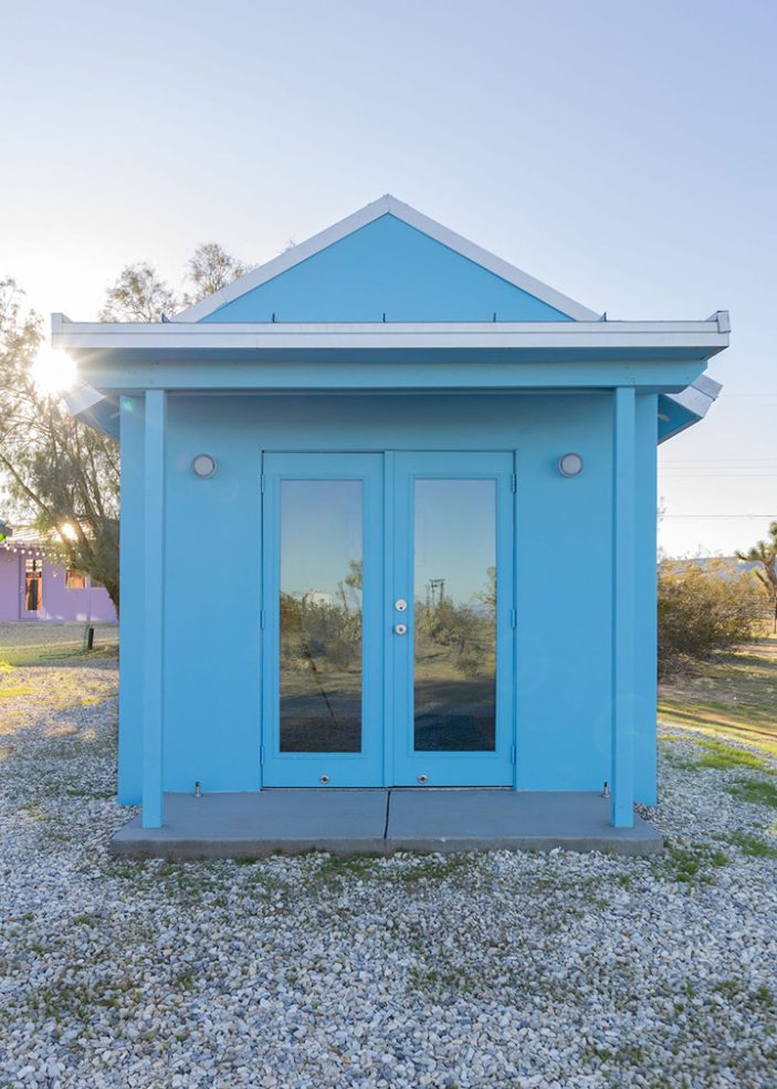This mid-century compound brings California colour to the stark Yucca ...