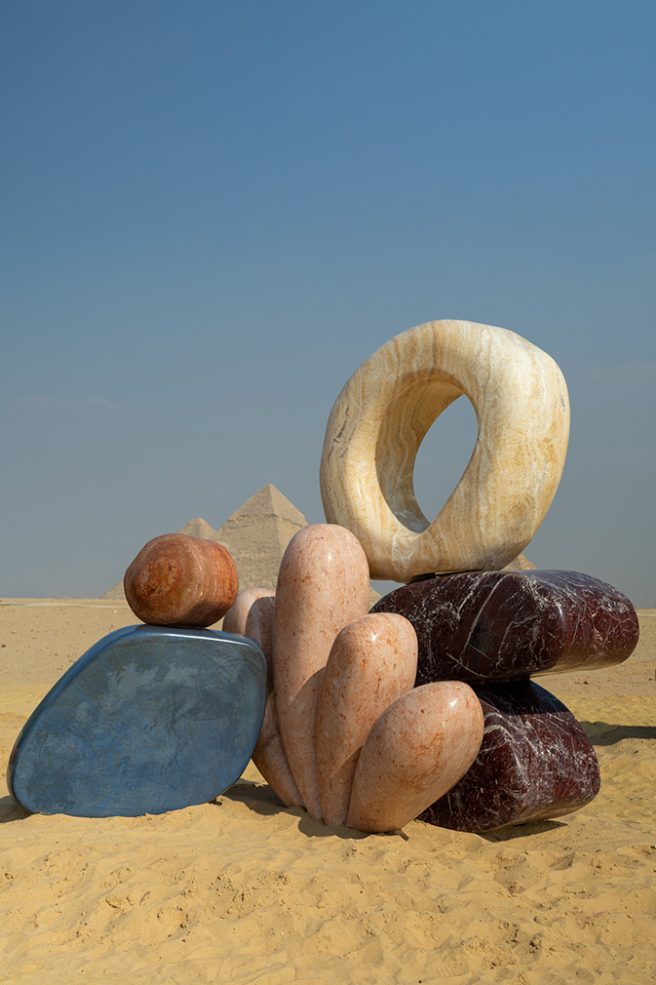 At the foot of the Pyramids, Alex Proba creates a monumental world ...